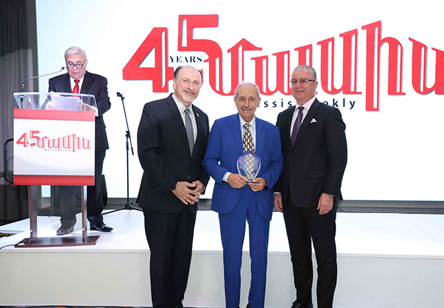 The 45th Anniversary Celebration of Massis Weekly Was Held In a ...