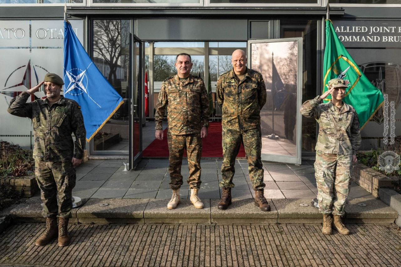 Armenian Army Chief Visits NATO Allied Joint Force Command in Brunssum • MassisPost